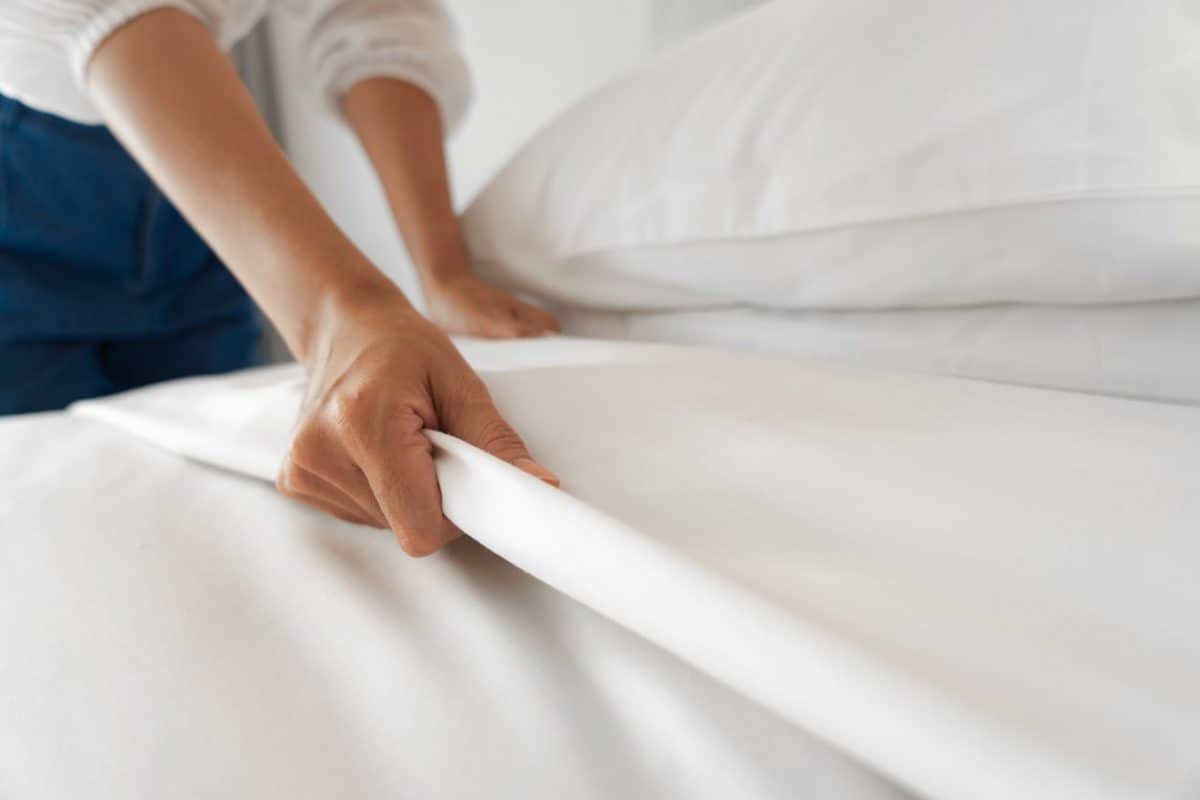 Bed Sheet Sizes and Dimensions - The Ultimate Guide